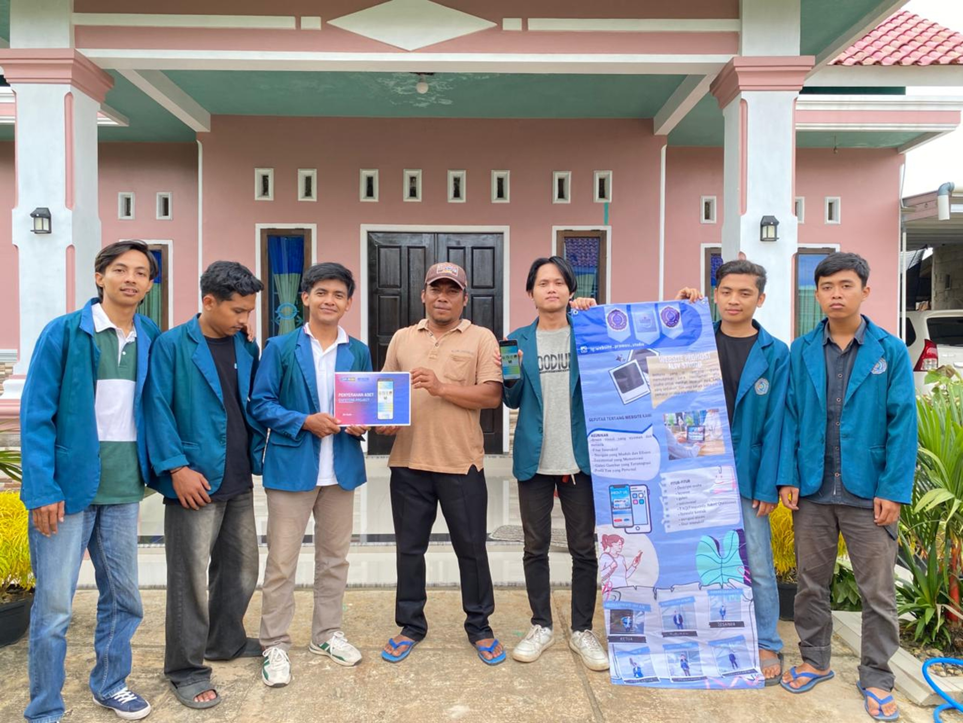 Mahasiswa Ilmu Komputer Melaksanakan Kegiatan Penyerahan Asset Capston ...